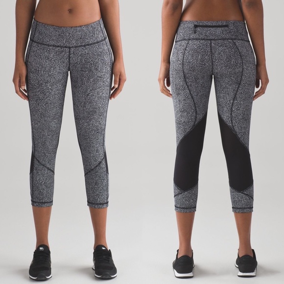 lululemon athletica | Pants & Jumpsuits | Lululemon Pace Rival Crop 9 Line Up In White Black ...